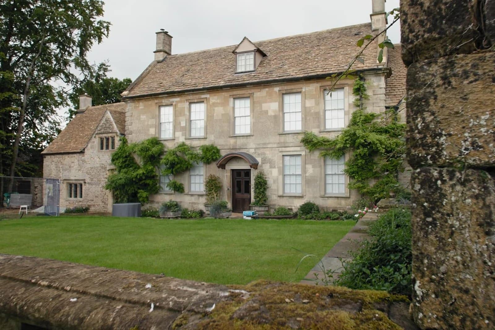 The Manor House - Architectural & Structural Glazing - Fluid Glass