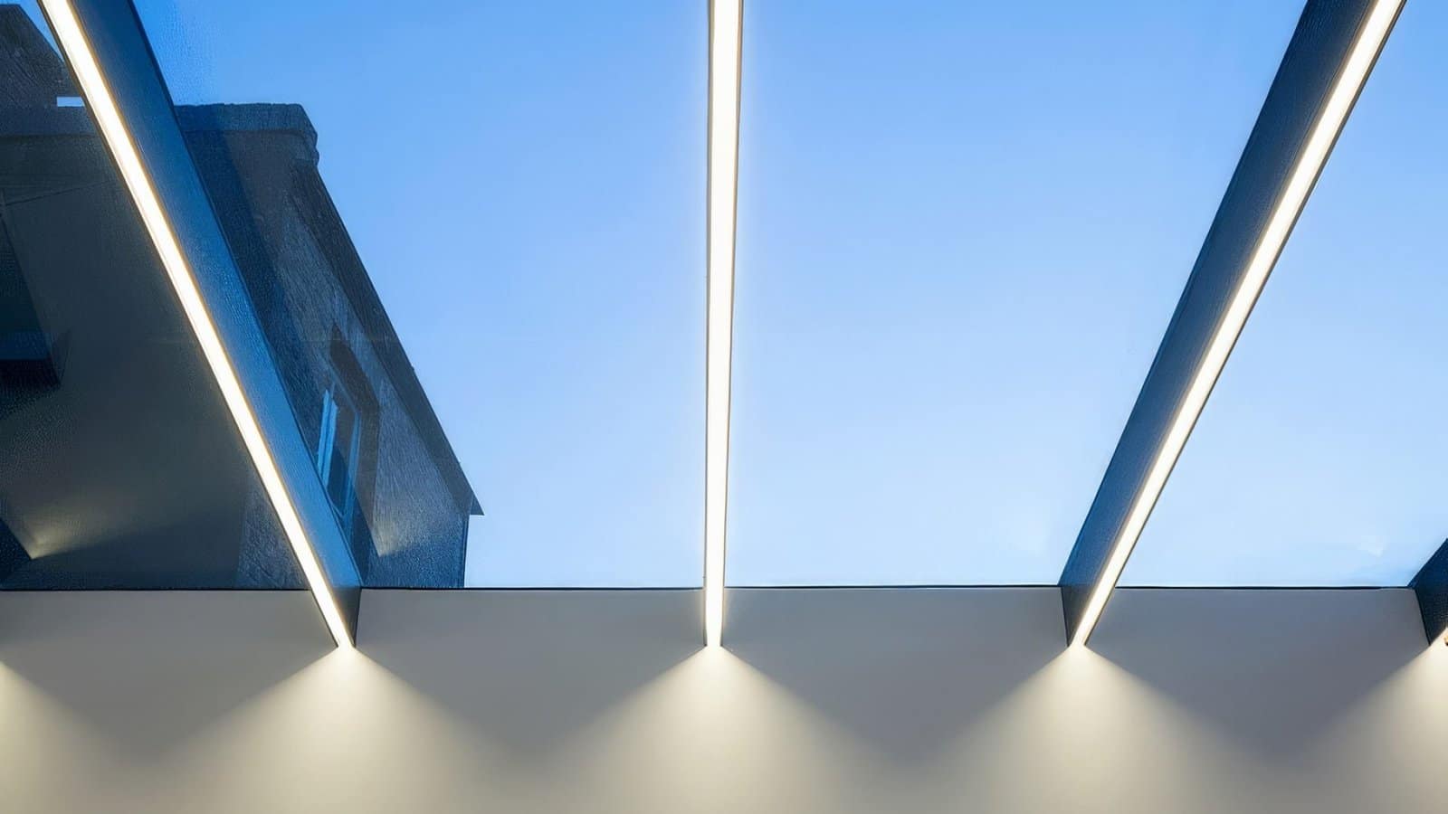 Structural Glass Roofs - Architectural Glazing Fluid Glass